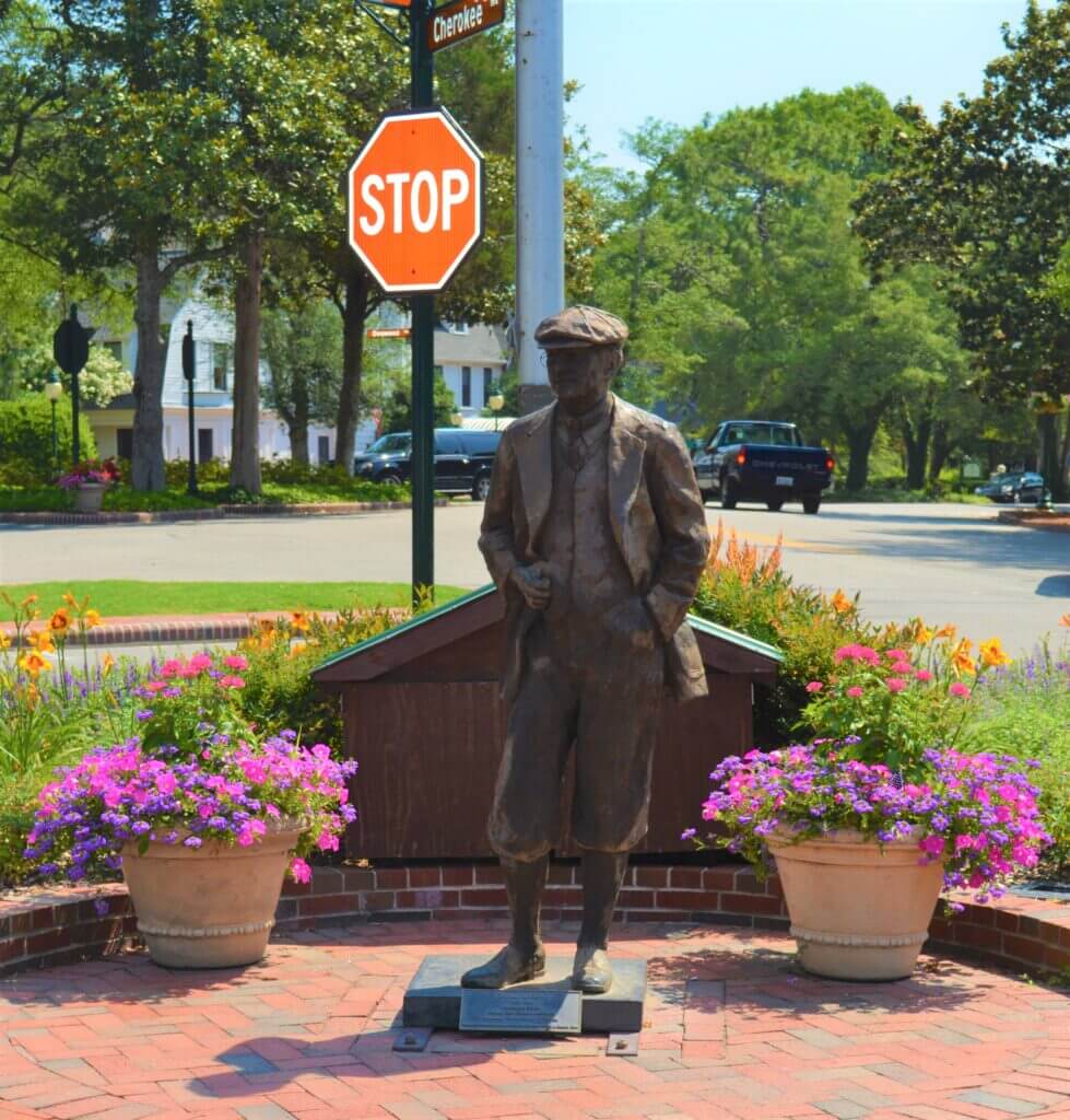 Top 10 Places for a #SandhillsSelfie - Home of American Golf